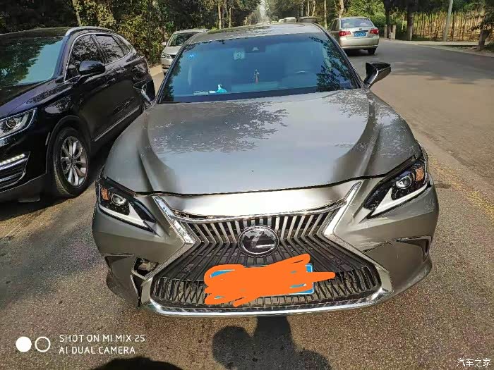 【图】300h意外追尾_雷克萨斯ES论坛_汽车之家论坛