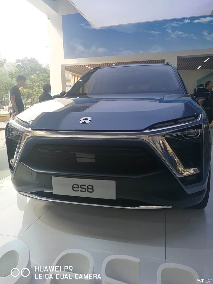 【图】北京世贸天阶路演实车_蔚来ES8论坛_汽车之家论坛
