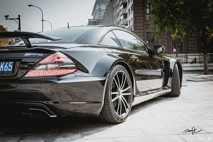 【图】终极猛兽—SL65 AMG Black Series_奔驰AMG论坛_汽车之家论坛