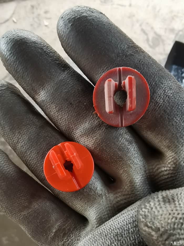 【图】XC60更换防冻液，换刹车油随后上贴_沃尔沃XC60论坛_汽车之家论坛