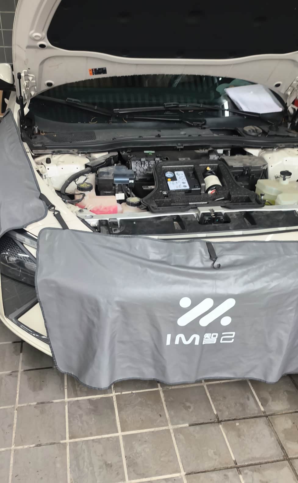 【图】智己LS7换刹车油咯！！_智己LS7论坛_汽车之家论坛