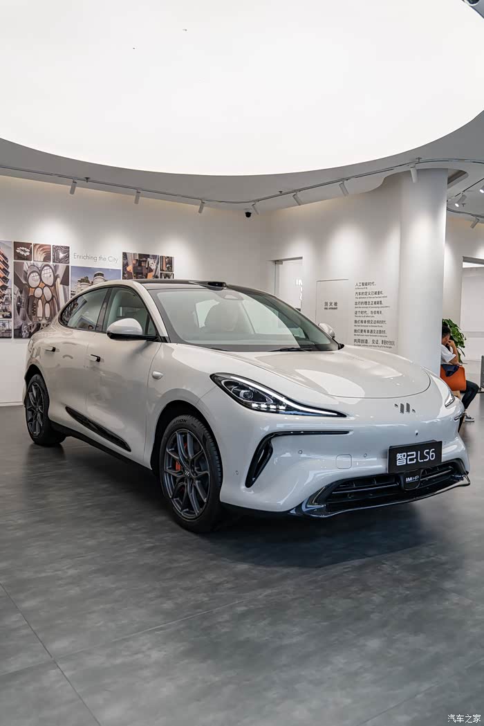 【图】新能源中大型SUV王炸来了！准900V零百3.48s驾到！展厅体验LS6。_智己LS6论坛_汽车之家论坛