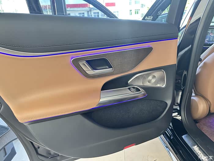 【图】新款奔驰E300L E350eL升级柏林之声音响，4D音效听觉盛宴_奔驰E级论坛_汽车之家论坛
