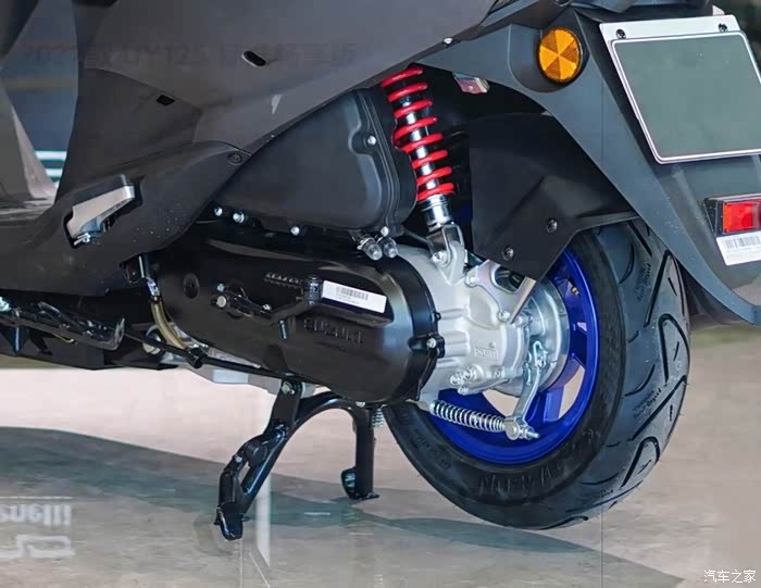 【图】2023款铃木UY125低调上市，升级LED灯具蓝色轮毂_摩托车论坛_汽车之家论坛