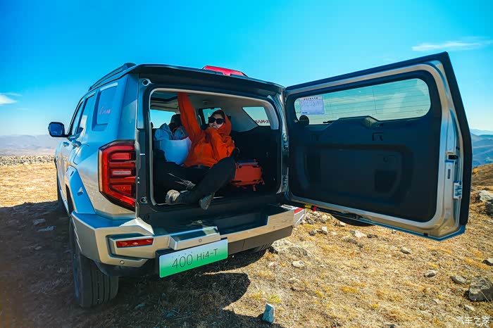 【图】开着坦克400Hi4-T去越野，女生驾驶感受来了。_坦克400论坛_汽车之家论坛