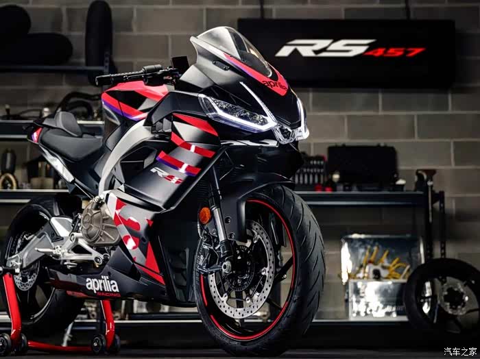 【图】Aprilia RS457 中量级仿赛正式发布：颜值超正，最大马力48匹！_摩托车论坛_汽车之家论坛