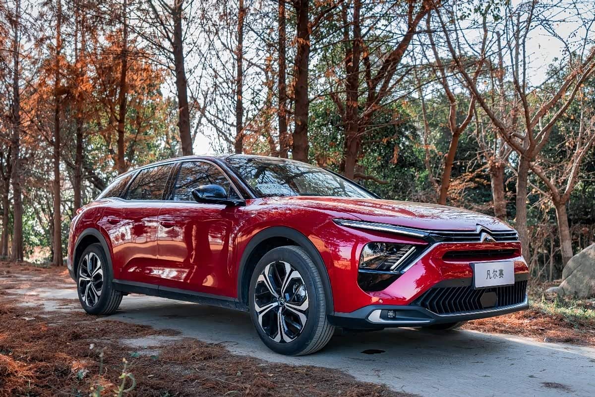 【图】新款东风雪铁龙凡尔赛C5X上市，13.77万，动力升级_凡尔赛C5 X论坛_汽车之家论坛