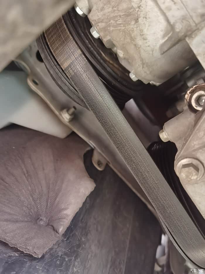 【图】大家看看这皮带需要换了吗_翼虎论坛_汽车之家论坛
