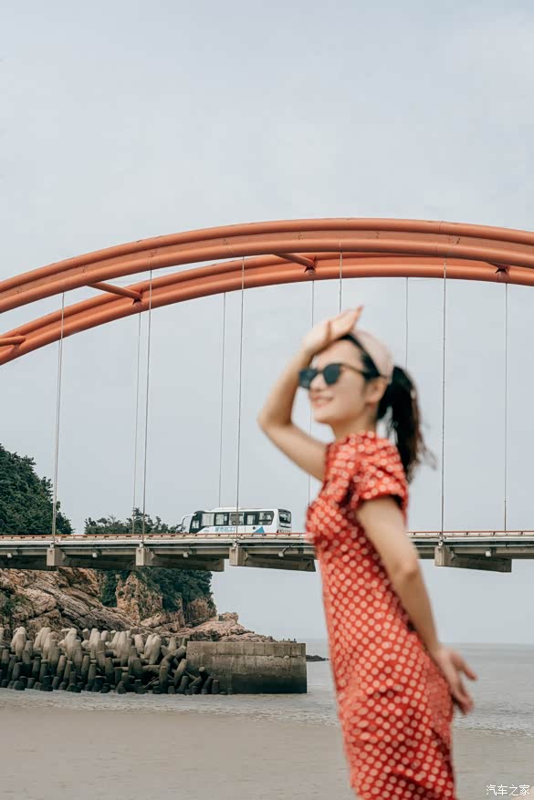 【图】开着心爱的复古小车车，去海边兜风_摄影论坛_汽车之家论坛