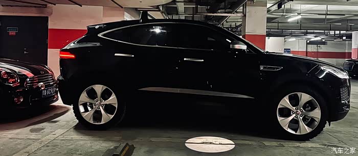 【图】epace的设计很是喜欢，改色改大轮毂_捷豹E-PACE论坛_汽车之家论坛