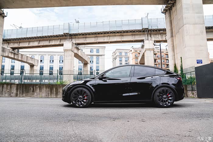 【图】花费12万的MODEL Y改装案例，车主真的很能玩_Model Y论坛_汽车之家论坛