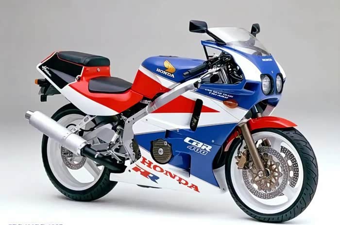 【图】小厂设计撑起国产颜值，柴特·复仇者 ZFR500复古仿赛实车曝光_摩托车论坛_汽车之家论坛