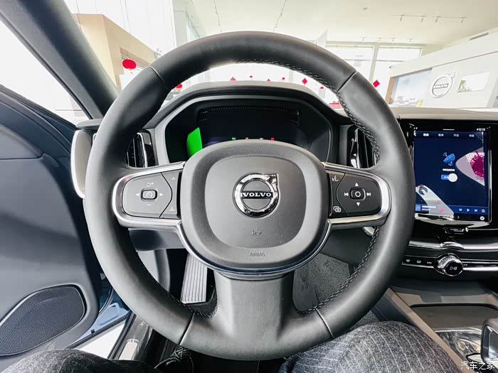 【图】关于沃尔沃XC60宝华中置盖板的个人观点_沃尔沃XC60论坛_汽车之家论坛