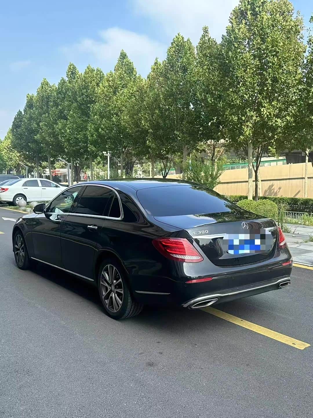 【图】2016年12月上牌极品E300L时尚 8万公里 原版原漆_奔驰E级论坛_汽车之家论坛