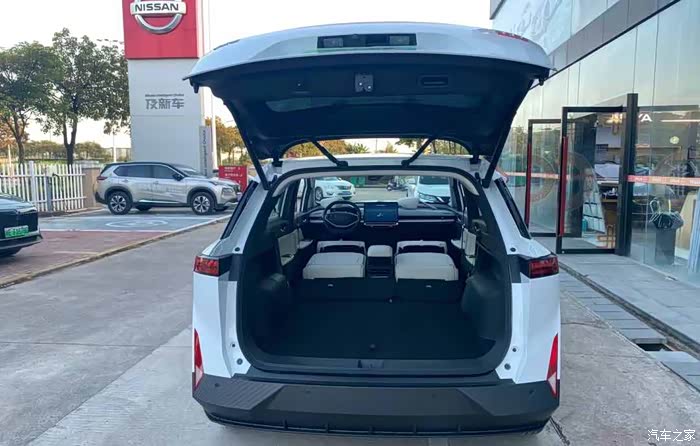 【图】店里体验启辰VX6传说中床车的感受_启辰VX6论坛_汽车之家论坛