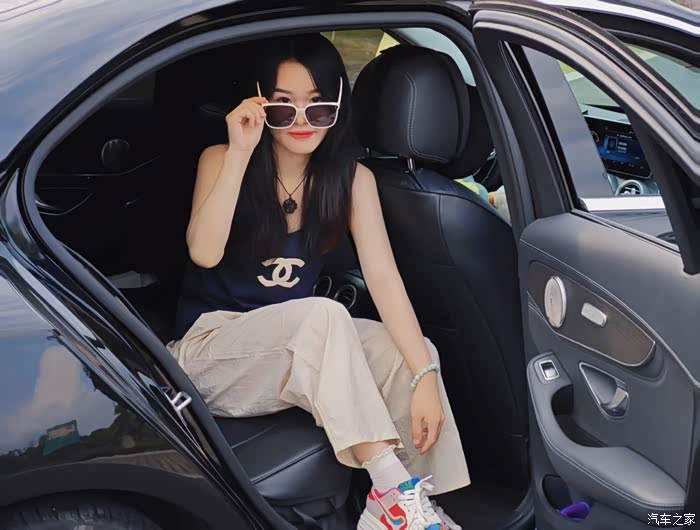 【图】【美人生活秀】奔驰C260L与甜美小姐姐的苏州森林乐园之旅-下集_奔驰C级论坛_汽车之家论坛