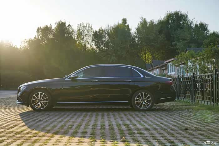 【图】奔驰E300L和奥迪新A6L，到底选哪个？各位参考一下吧！_奔驰E级论坛_汽车之家论坛