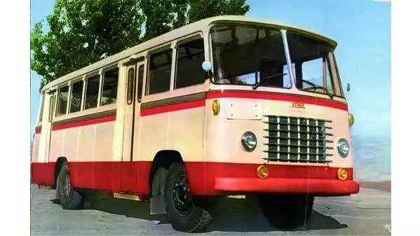 【图】【汽车文化】驶过百年时光的北京公交车_北京论坛_汽车之家论坛