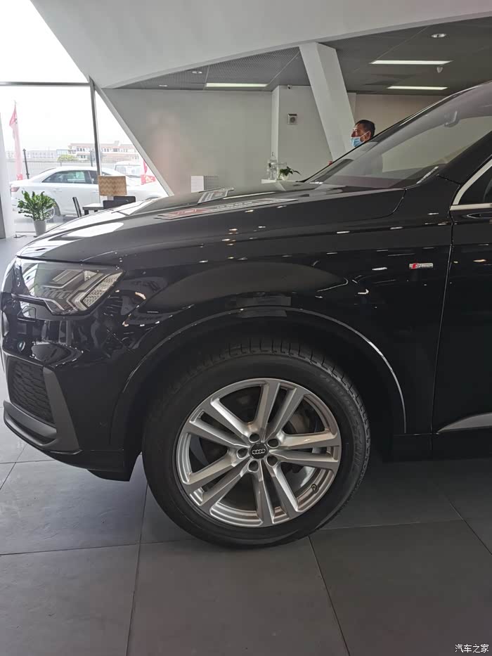 【图】4S店老咖教你如何辨别新老款Q7_奥迪Q7论坛_汽车之家论坛