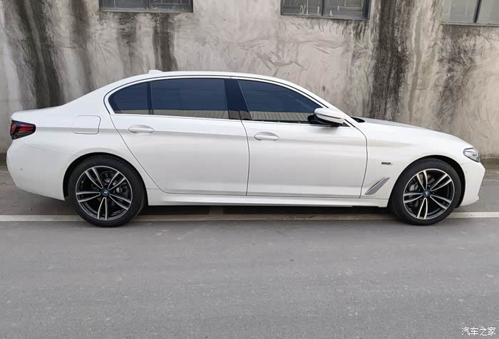 【图】宝马535le 升级19寸 轮毂_宝马5系新能源论坛_汽车之家论坛