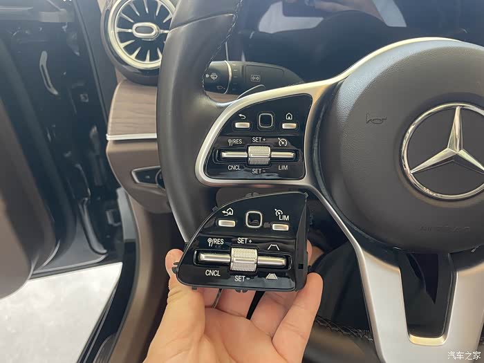 【图】20款奔驰E300L升级23p驾驶辅助系统，解放双手与双脚开车更轻松_奔驰E级论坛_汽车之家论坛