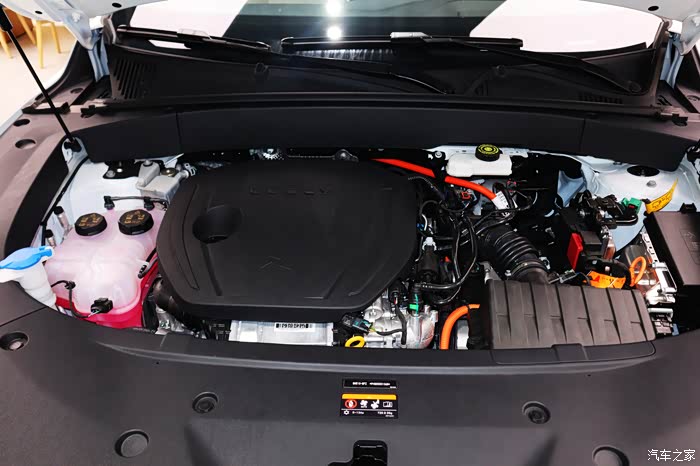 【图】银河L7与枭龙MAX之间的较量！全方位分析对比，换做你们怎么选？_银河L7论坛_汽车之家论坛