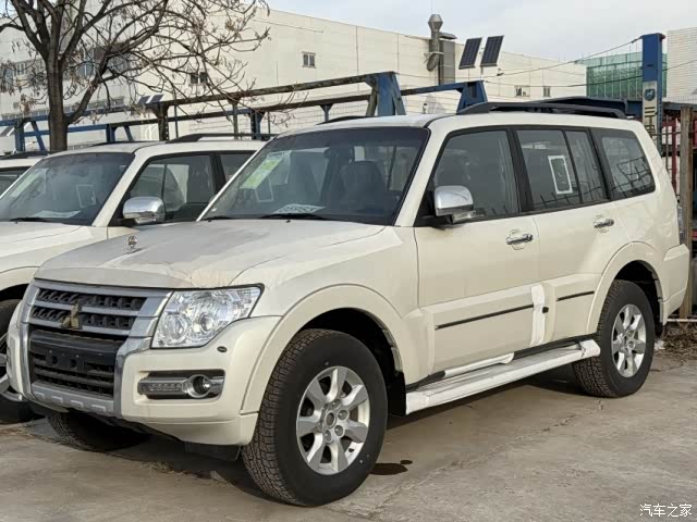 【图】22款三菱帕杰罗V93高配真皮版 3.0现车降价售全国 绝版山猫_帕杰罗论坛_汽车之家论坛