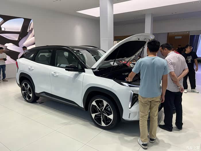 【图】探店吉利银河4S，近距离感受银河L7_银河L7论坛_汽车之家论坛