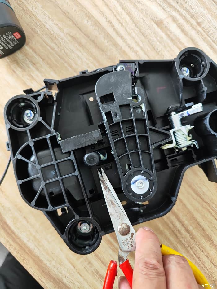 【图】零跑C11电动门把手安装过程_零跑C11论坛_汽车之家论坛