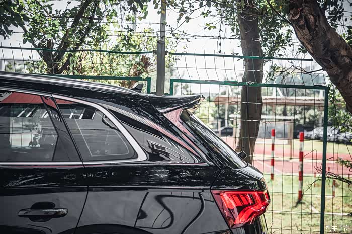 【图】奥迪Q5L升级MTM星耀前包围+ABT尾翼+ABT尾唇+ABT排气_奥迪Q5/Q5L论坛_汽车之家论坛