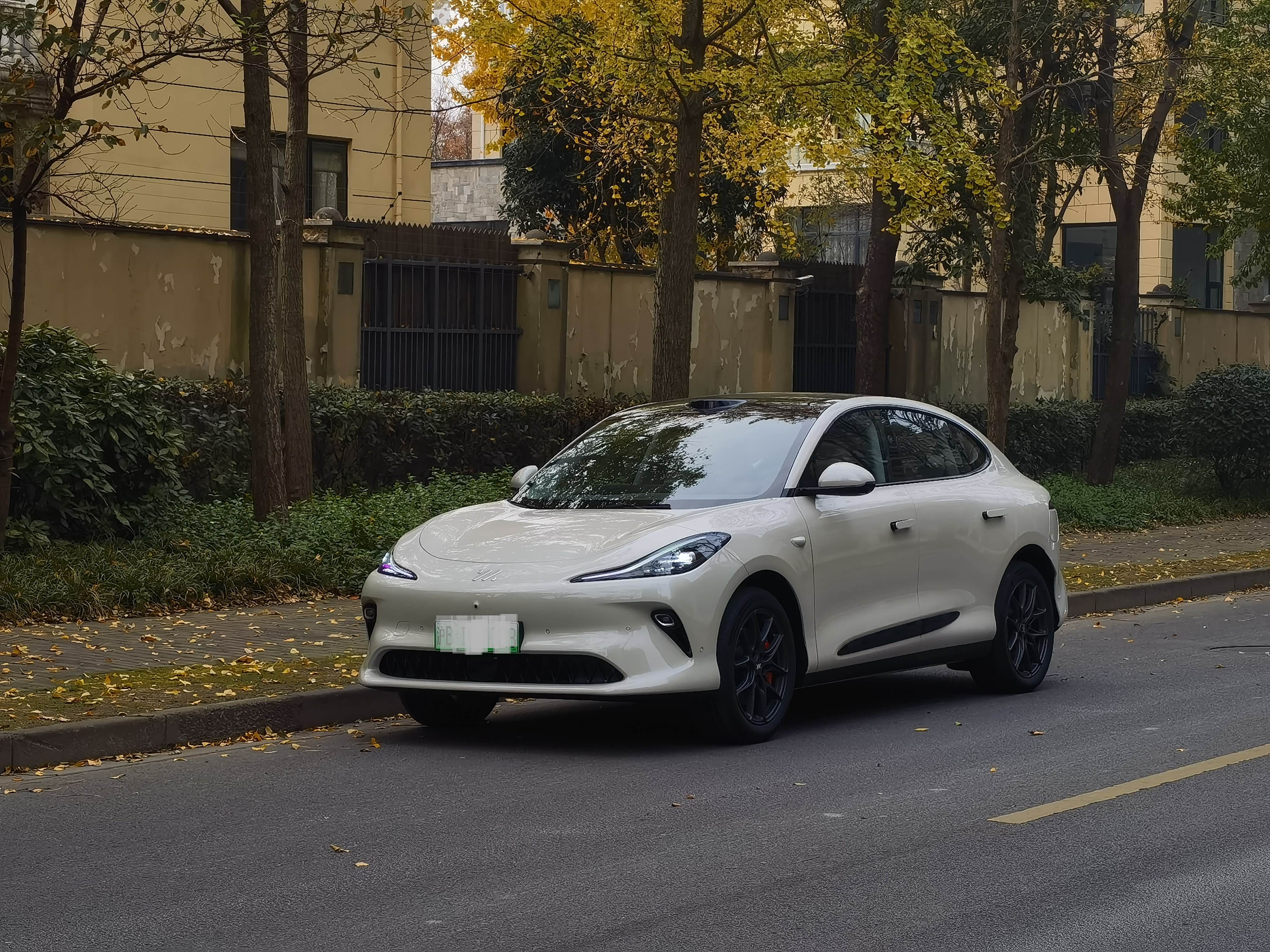 【图】智己汽车LS6和L6的横向对比_智己LS6论坛_汽车之家论坛