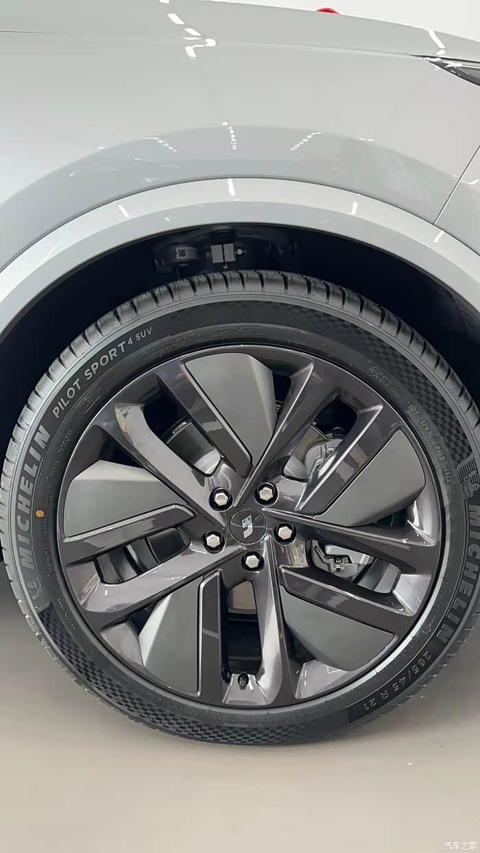 【图】海南车友提车了，L8 MAX+21寸轮毂。_理想L8论坛_汽车之家论坛