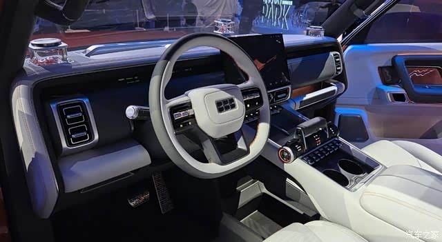 【图】2025上海车展吉利发布—小版仰望U8，带应急浮水+原地掉头_仰望U8论坛_汽车之家论坛