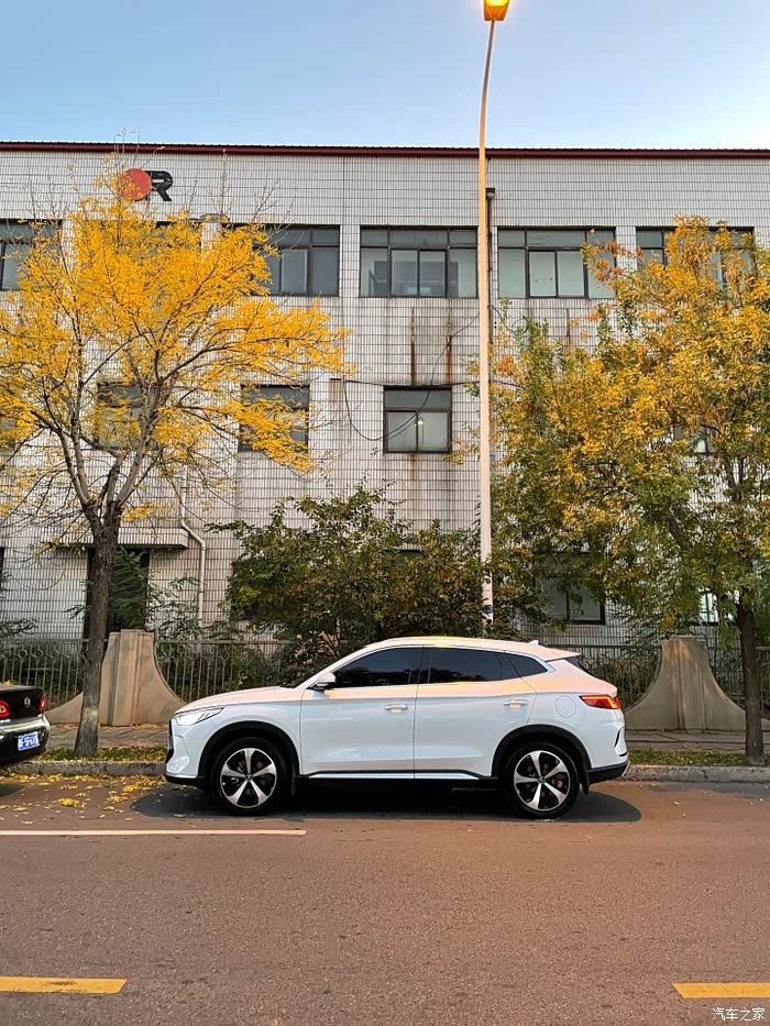 【图】比亚迪宋Plusdmi改色篇内饰真的太好看了!_宋PLUS新能源论坛_汽车之家论坛