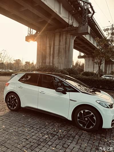 #玩转改装车#大众ID3改装篇！无与伦比的酷炫！_大众ID.3论坛_手机汽车之家