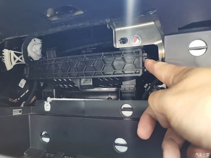 【图】自己动手宋PLUSdmi换空调滤芯、清洗作业_宋PLUS新能源论坛_汽车之家论坛