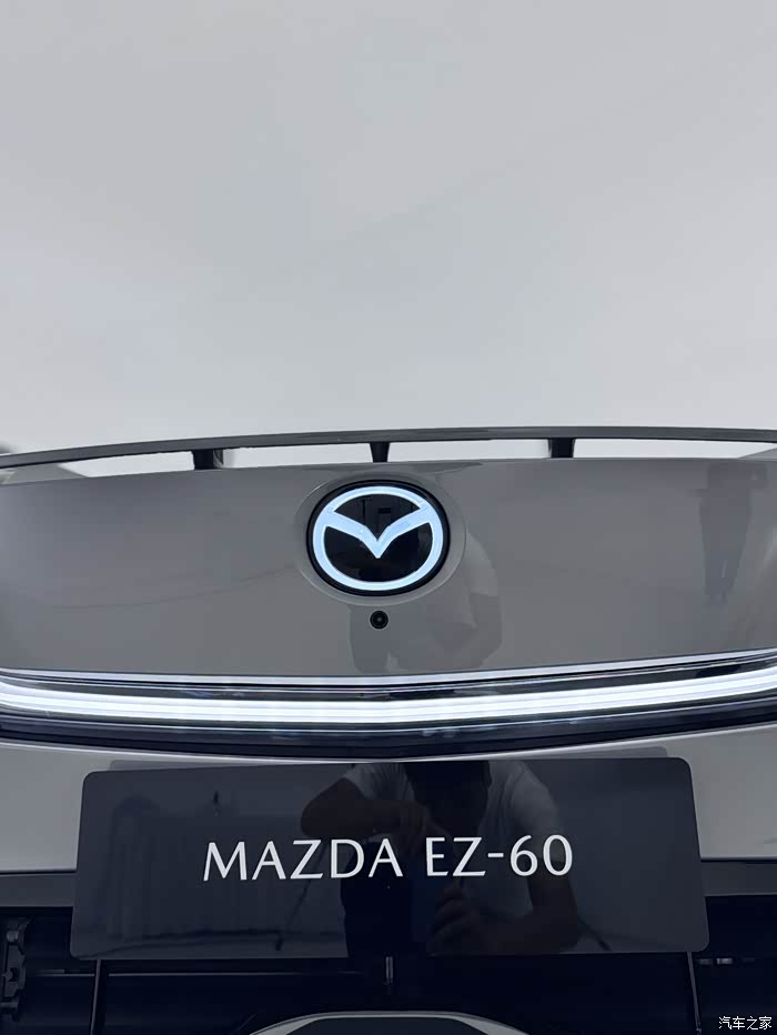 马自达EZ60深度体验：设计与科技的交融
