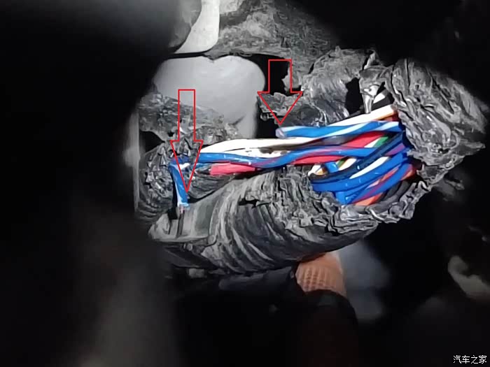 【图】北汽EU5R550进站维修升级BMS，剪断电池水泵控制线束问题。_北京EU5论坛_汽车之家论坛