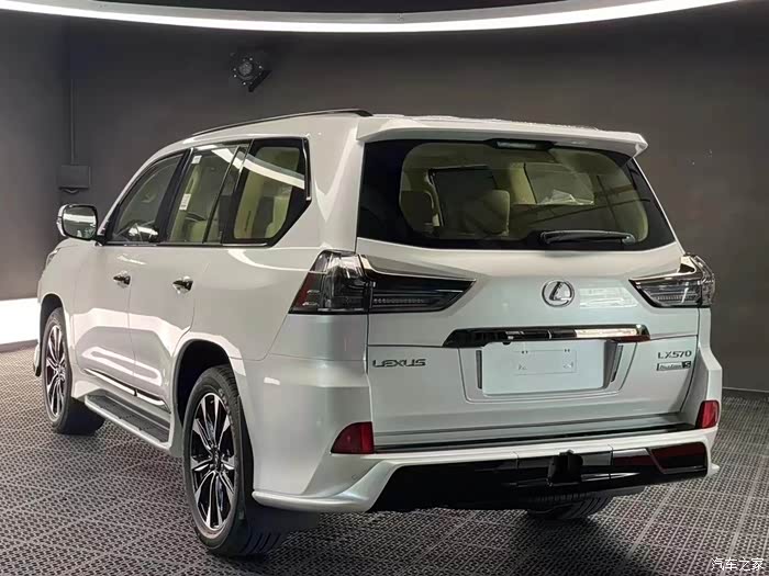 【图】雷克萨斯LX570与LX600有哪些区别，该如何选择呢？_雷克萨斯LX论坛_汽车之家论坛