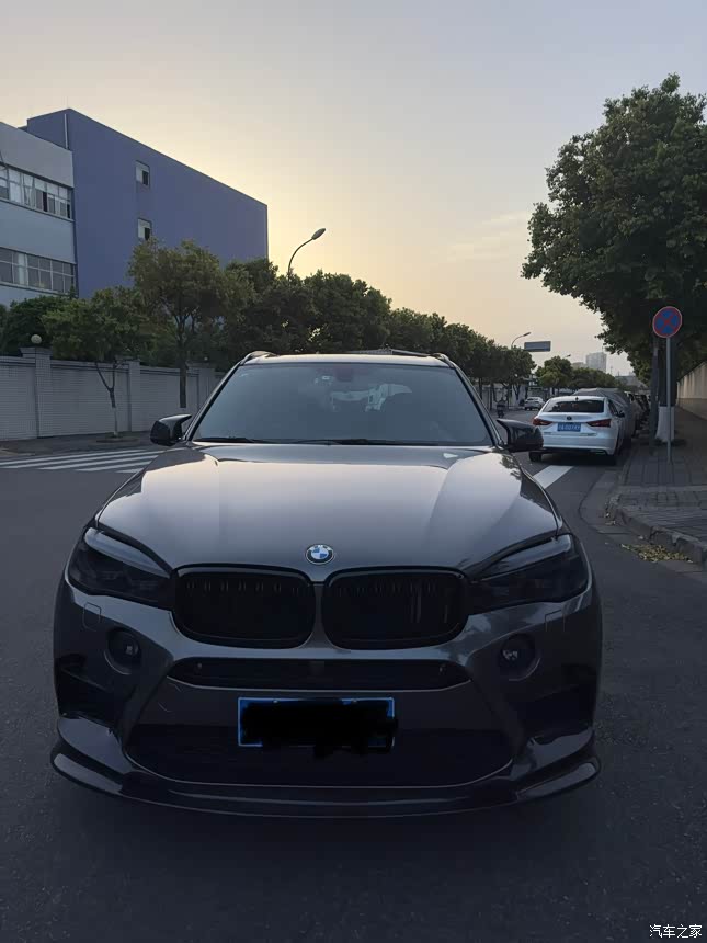 【图】f15 2017款x5改x5m 分享作业！老款也能超霸气！_宝马X5(进口)论坛_汽车之家论坛