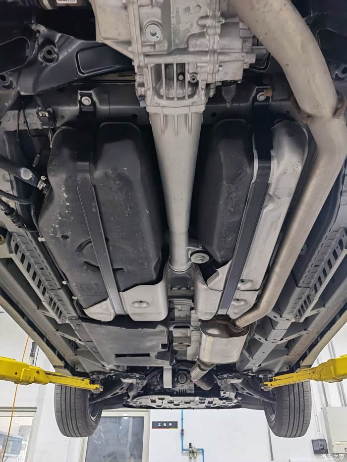 【图】XT5四驱蜂鸟版-更换扭矩管_凯迪拉克XT5论坛_汽车之家论坛