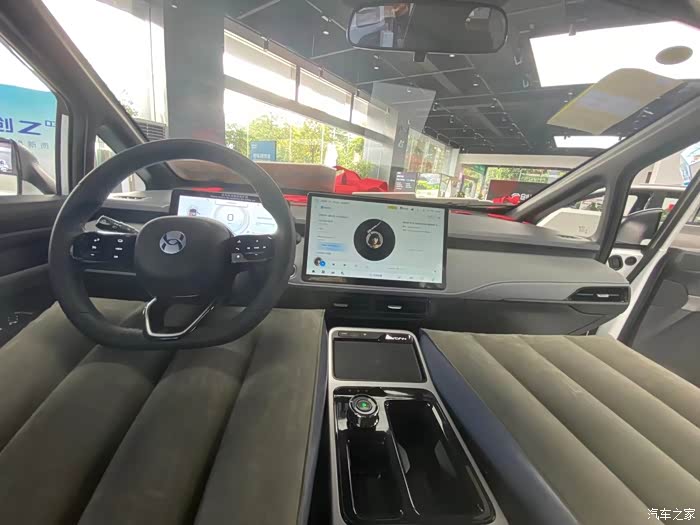 【图】可以躺平的纯电SUV_合创Z03论坛_汽车之家论坛