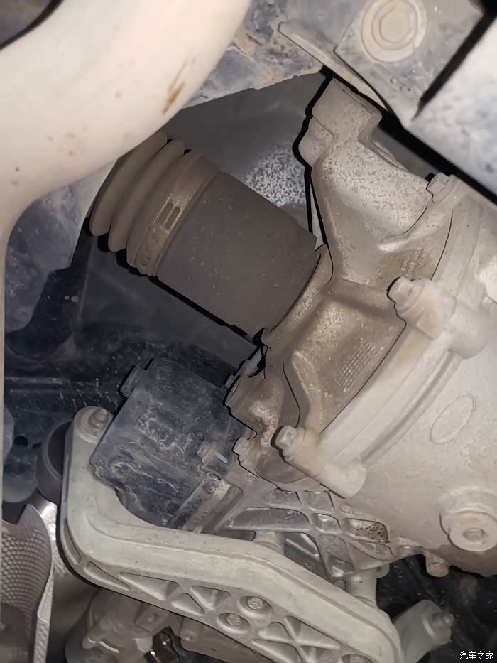 【图】17款发现神行换前后差速器分动箱油_发现运动论坛_汽车之家论坛