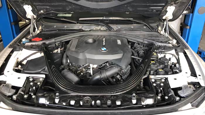 【图】BMW F30 320 移植 F80碳纤维拉杆_宝马3系论坛_汽车之家论坛