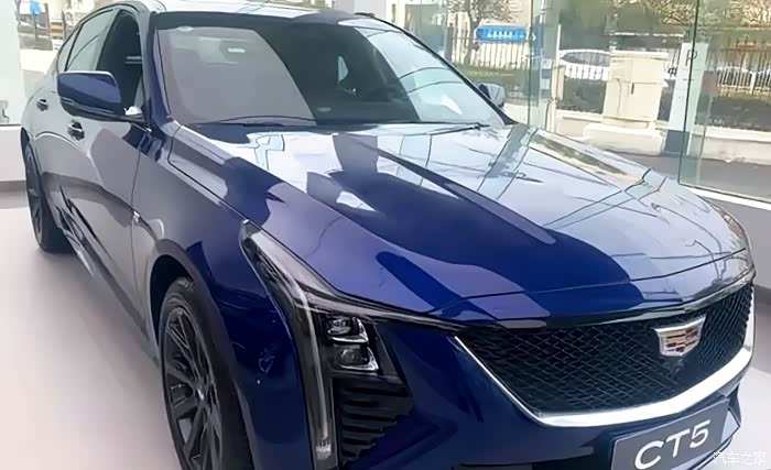 【图】凯迪拉克CT5配置曝光，银色镀铬条装饰，豪华感十足_凯迪拉克CT5论坛_汽车之家论坛