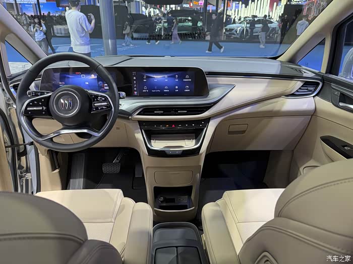 【图】【2025上海车展】别克GL8陆尚上市，起售价24.99万起_别克GL8论坛_汽车之家论坛