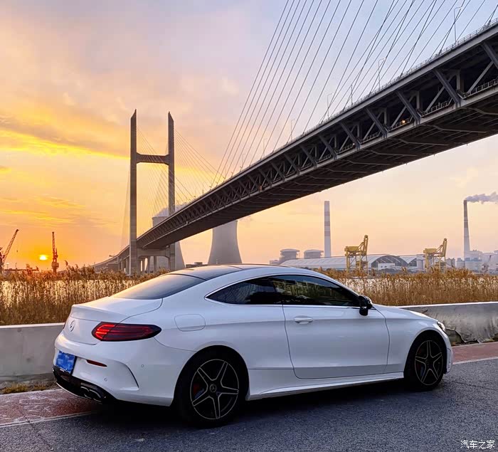 【图】【春日暖阳】C260 Coupe与美女的邂逅_奔驰C级论坛_汽车之家论坛