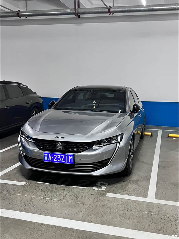 【图】#爱车加装分享#508L后排加装220V电源，出行更方便_标致508论坛_汽车之家论坛