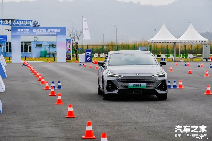 【图】长安uniV（IDD）试驾_长安UNI-V论坛_汽车之家论坛