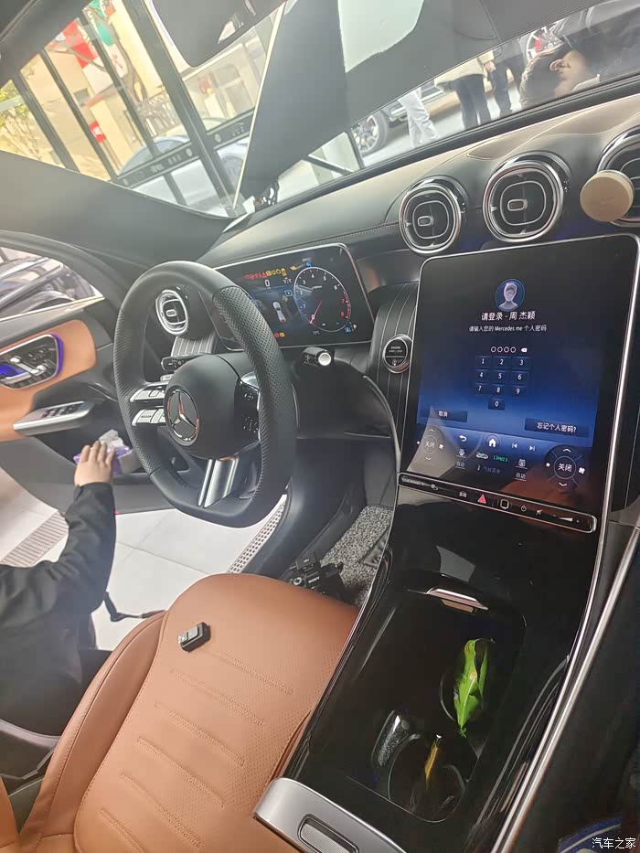 【图】23款GLC260教科书升级案例项目，座椅加热360香氛侧踏搞定上车。_奔驰GLC论坛_汽车之家论坛